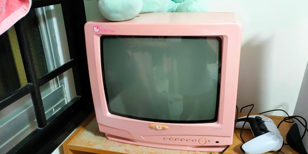Original Hitachi Hello Kitty TV, TV & Home Appliances, TV ...