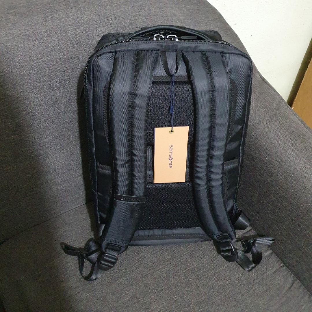 Samsonite Vangarde Sports Backpack - Black, Men's Fashion, Bags ...
