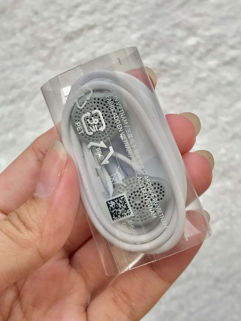 Samsung Earphones Orig, Audio, Earphones on Carousell