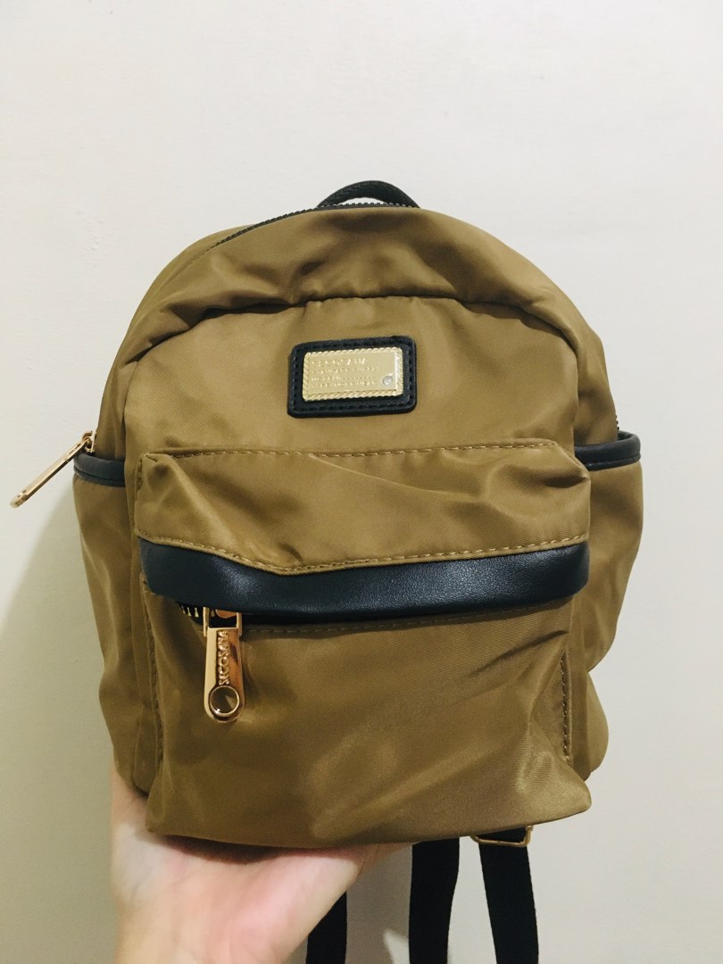 Secosana mini bag pack once used with dustbag, Men's Fashion, Bags ...