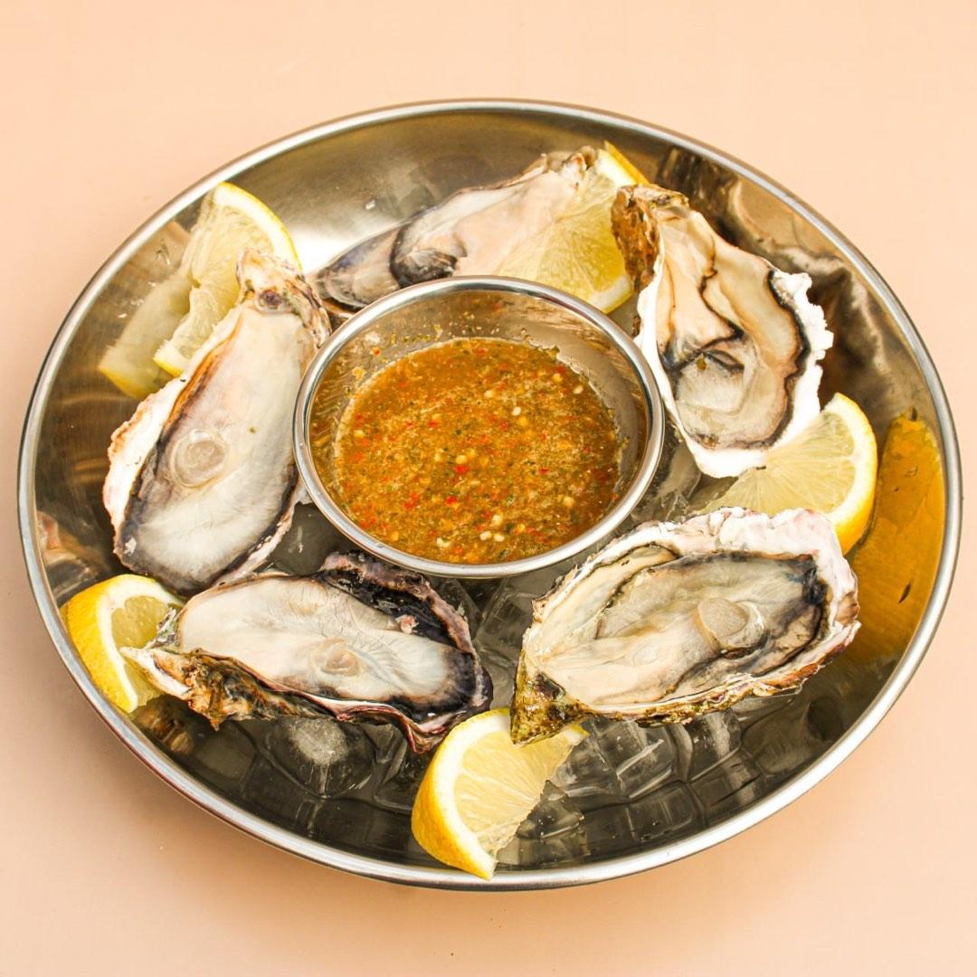 [SG Local Brand] Chilli Cat Signature Sauce, Food & Drinks, Spice ...