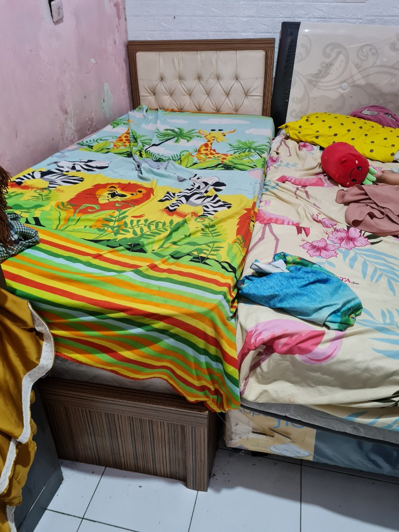 Sprei single anak 120, Perabotan Rumah di Carousell