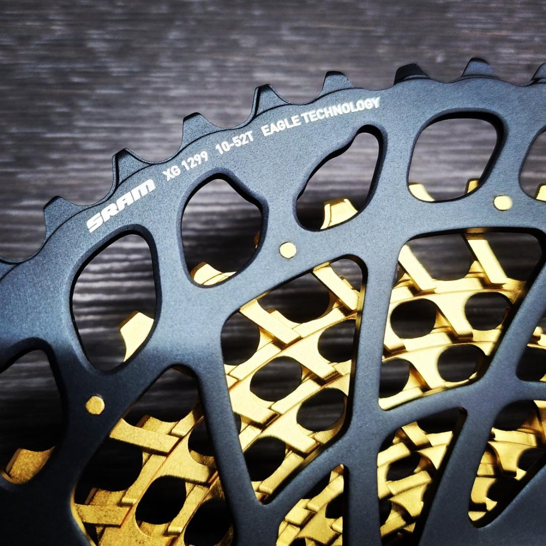 SRAM Eagle XG1299 10-52T Gold Cassette with Gold Chain 126links, Sports ...