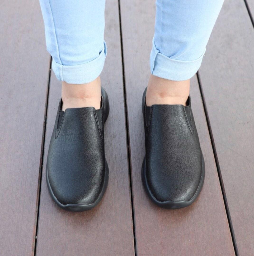 SUNNYSTEP BALANCE WALKER IN FULL BLACK VEGAN LEATHER, Women's Fashion ...