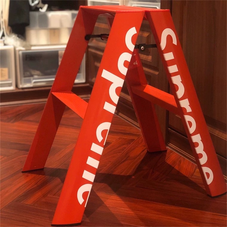 Supreme Ladder 2-4 steps, Furniture & Home Living, Home Improvement ...