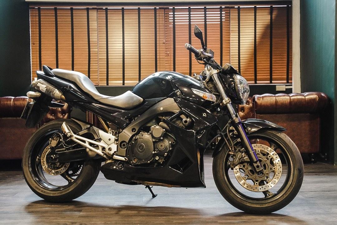 Suzuki GSR400 M, Motorcycles, Motorcycles for Sale, Class 2 on Carousell