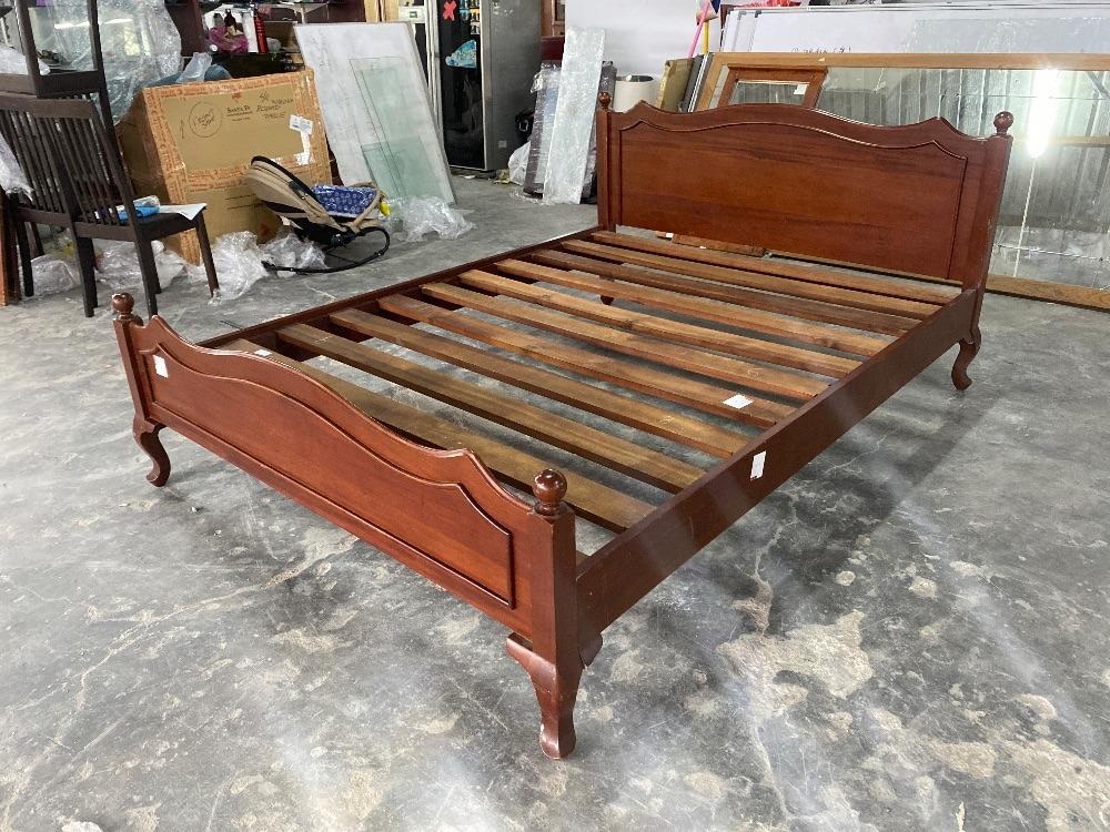 Teak Wood Queen Size Bed Frame / Rangka Katil Saiz Queen Kayu Jati ...