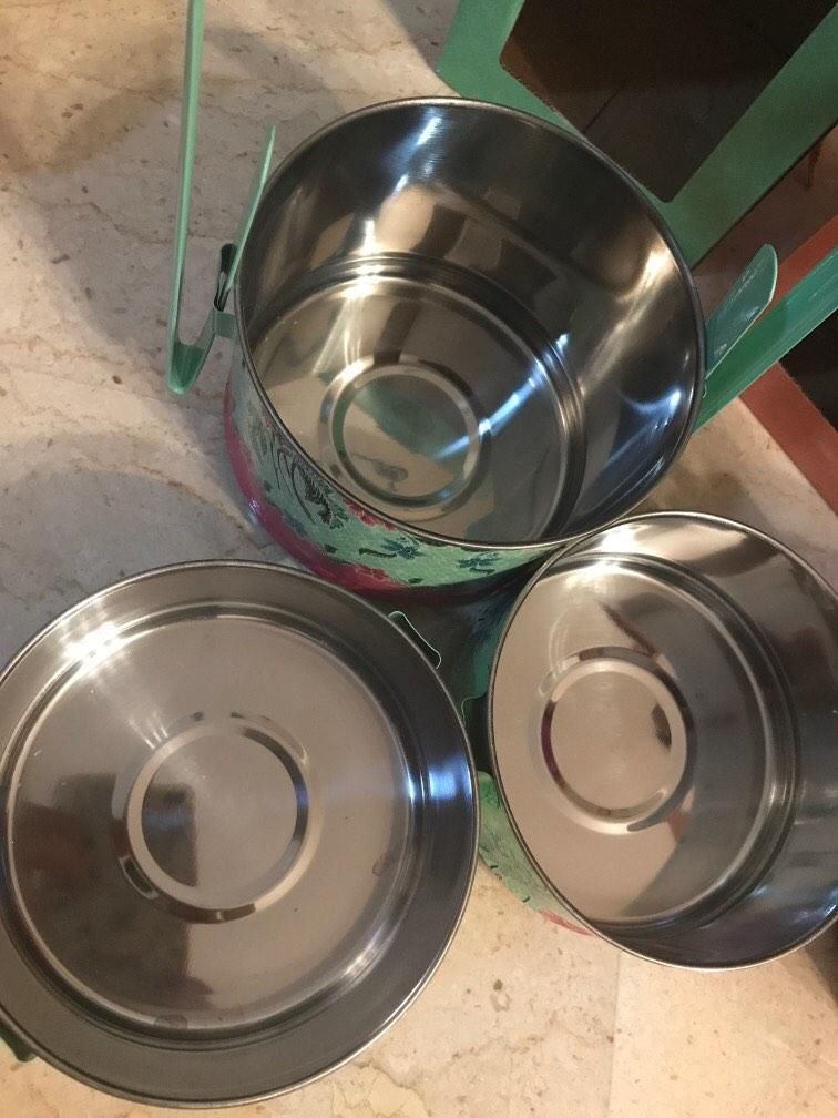 Stainless steel Tingkat/ Tiffin / mooncake tin tingkat / Peranakan ...