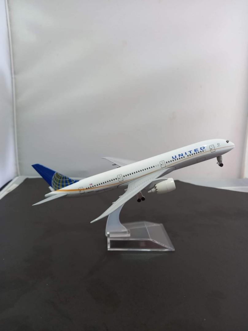 United B787 Dreamliner Diecast Aircraft Model, Hobbies & Toys, Toys ...