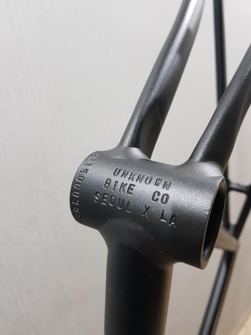 Unknown Type 1 Seoul X LA Edition Fixie Frame, Sports Equipment ...