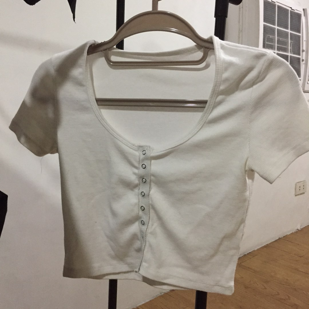 White Button Crop Top, Women's Fashion, Tops, Others Tops on Carousell