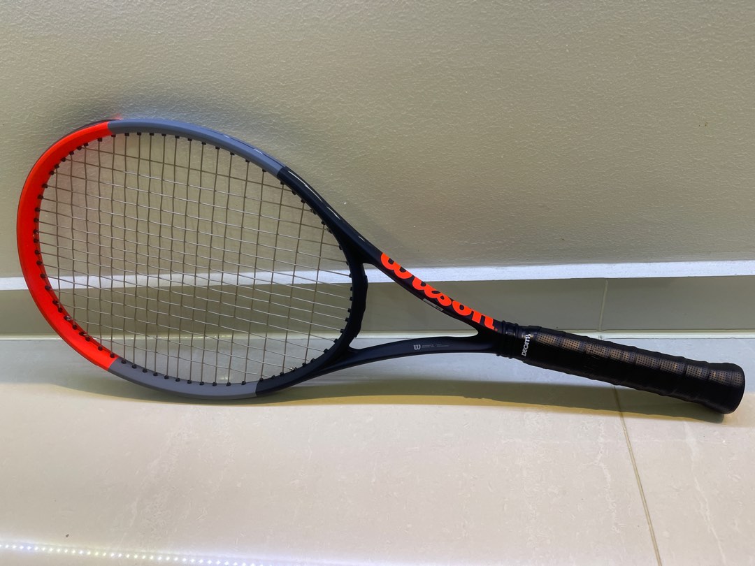 Wilson Clash 100 V1 L2, Sports Equipment, Sports & Games, Racket & Ball ...
