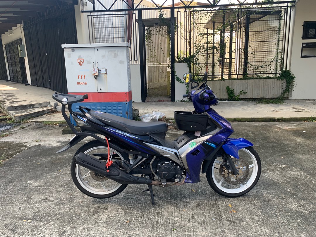 135 lc 5s convert v1, Motorbikes on Carousell