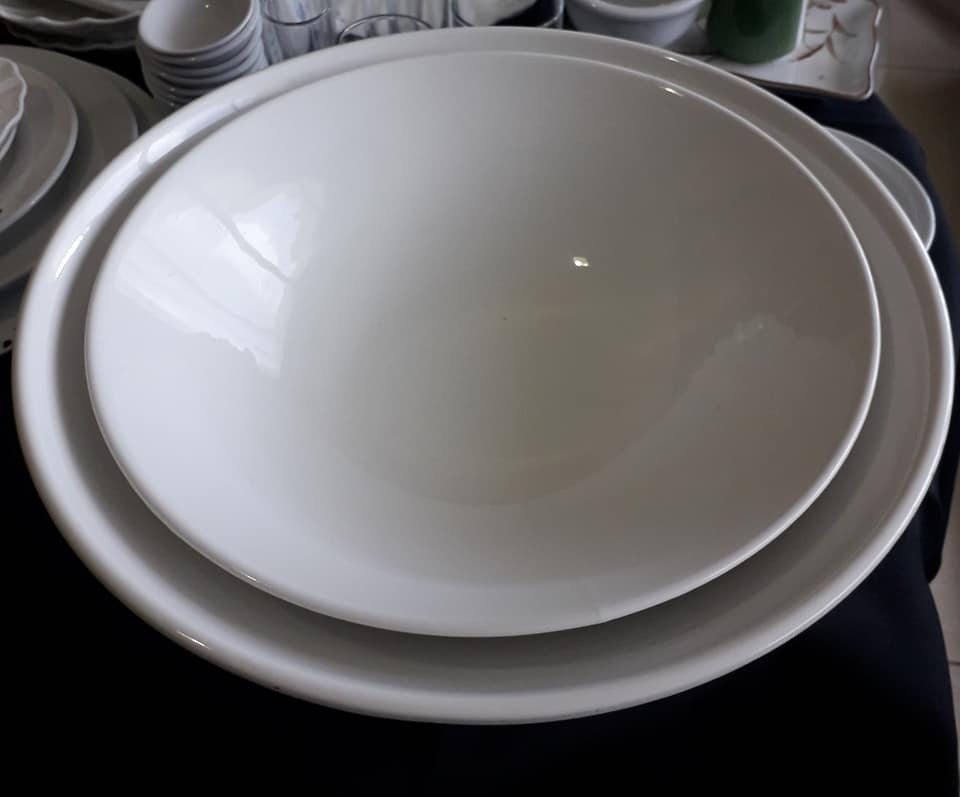 Bowl Plain white, Furniture & Home Living, Kitchenware & Tableware ...