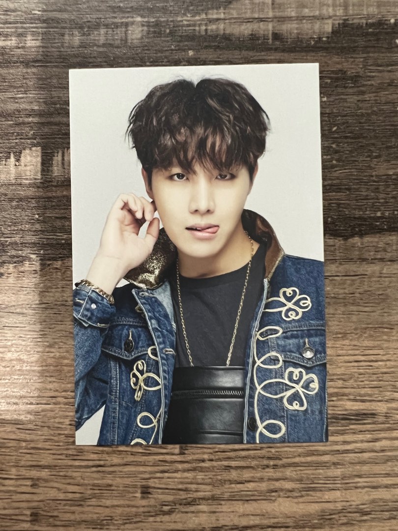 BTS JHOPE EPILOGUE ON STAGE MINI PC, Hobbies & Toys, Memorabilia ...