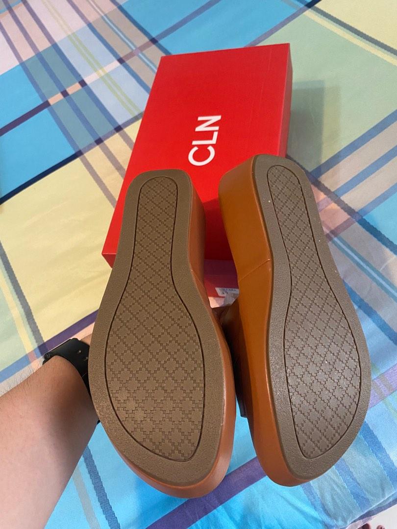Cln wedge, Women's Fashion, Footwear, Wedges on Carousell
