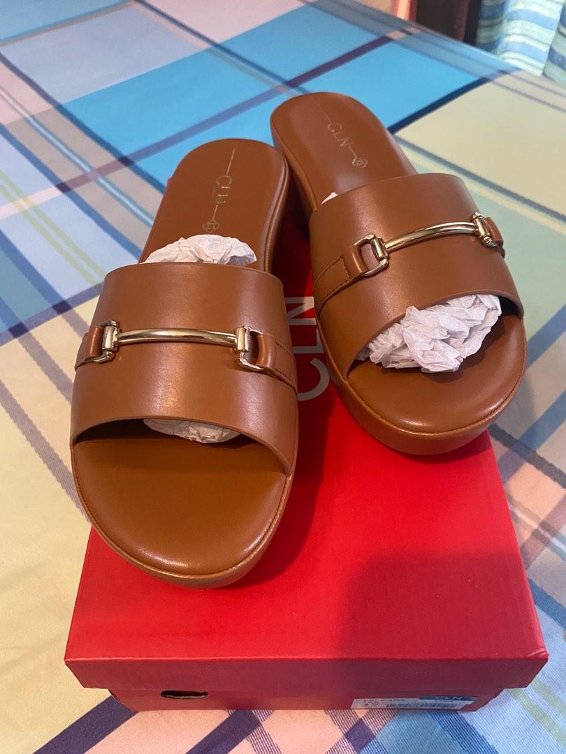 Cln wedge, Women's Fashion, Footwear, Wedges on Carousell