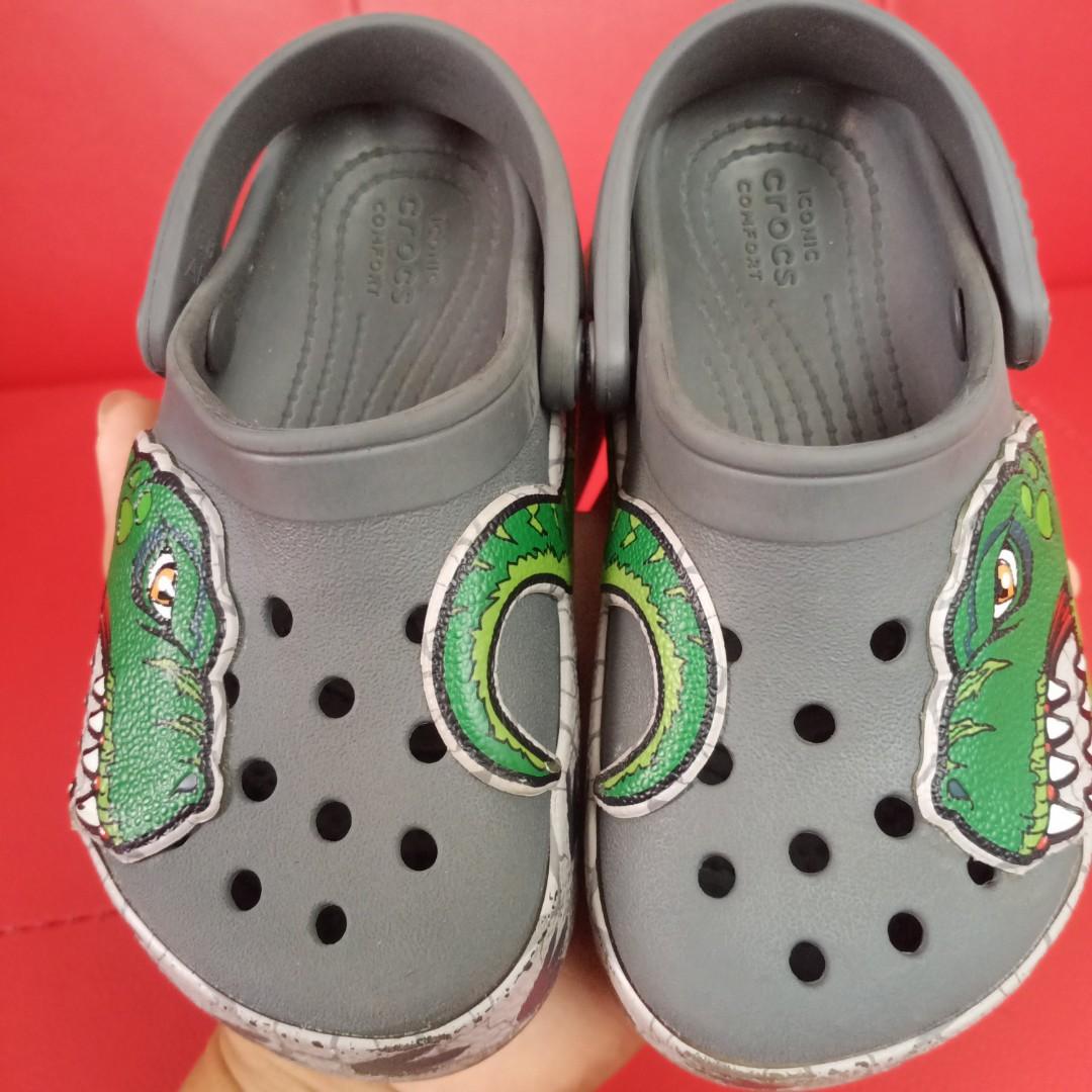 Crocs Anak Dino Original, Bayi & Anak, Baju Anak Laki-laki, 1 hingga 3 ...