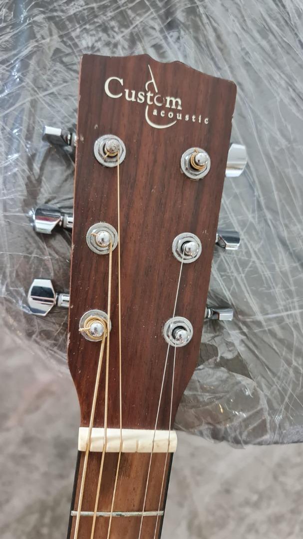 Custom Acoustic Mini Jumbo Guitar MJ2E, Hobbies & Toys, Music & Media ...