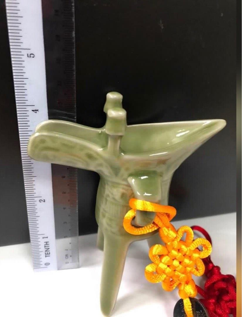 Emperor tripod vessel, Hobbies & Toys, Stationery & Craft, Other ...