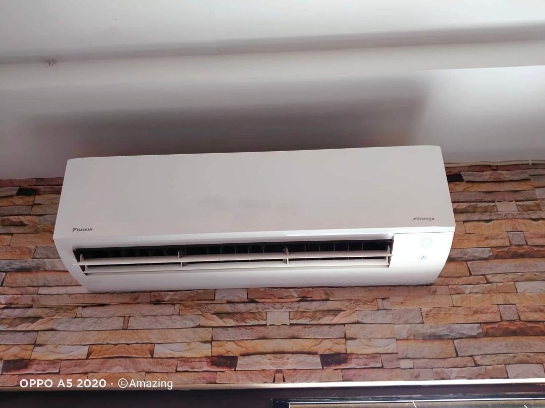 FREE INSTALLATION DAIKIN SPLIT TYPE INVERTER AIRCON BRAND NEW WITH ...