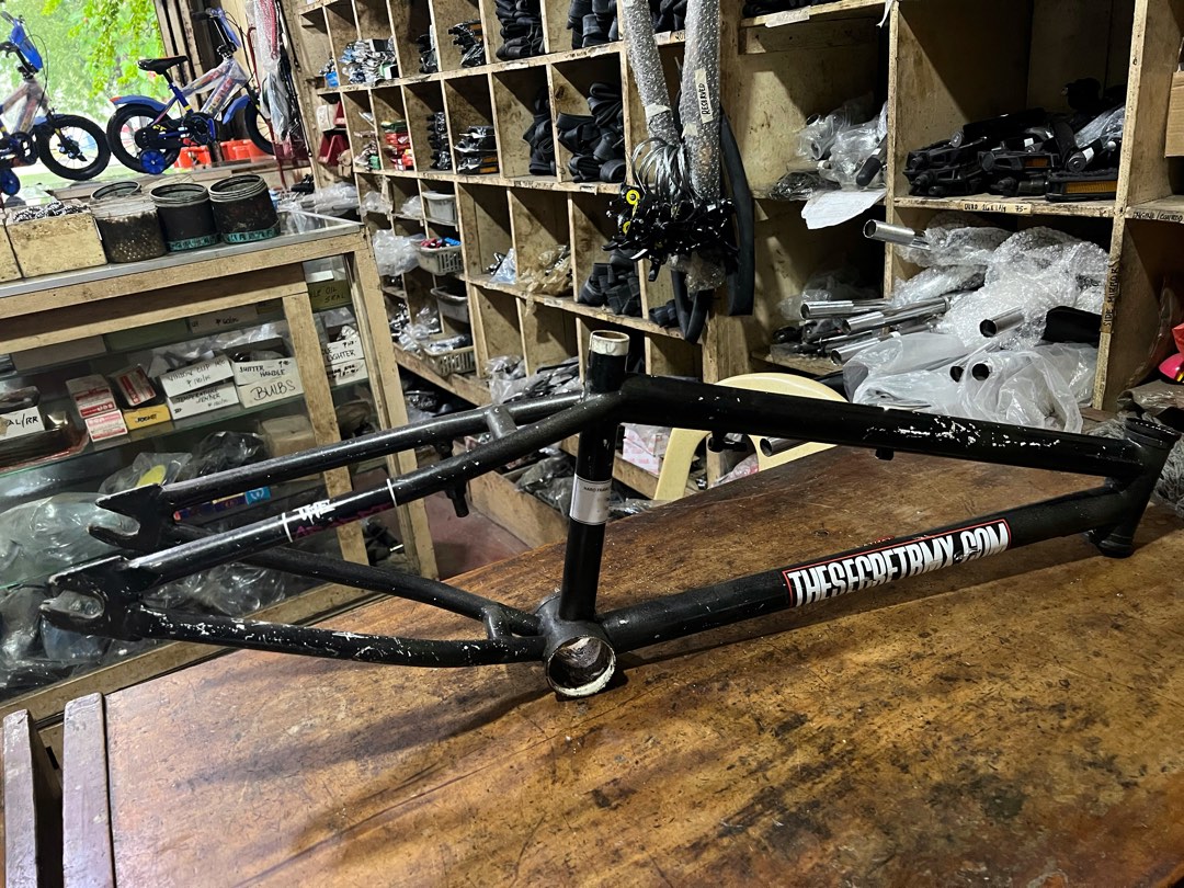 Haro BMX Bicycle Frame, Sports Equipment, Bicycles & Parts, Bicycles on ...