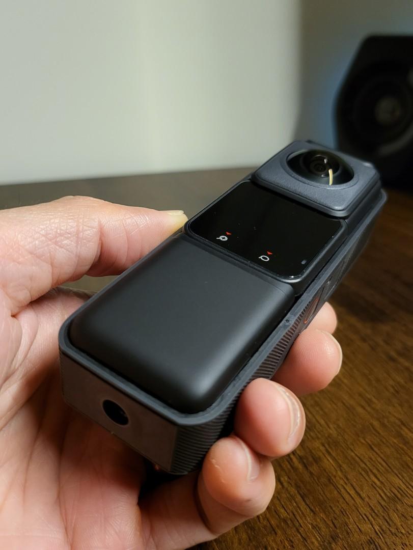 Insta360 One R/RS Vertical Bumper Case and Battery, Photography ...