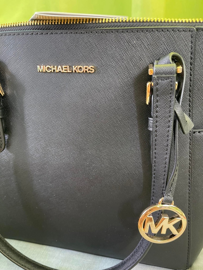 MICHAEL KORS ORIGINAL TOTE BAG, Luxury, Bags & Wallets on Carousell