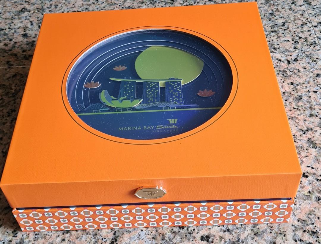 Moon cake boxes, Women's Fashion, Jewelry & Organisers, Accessory ...