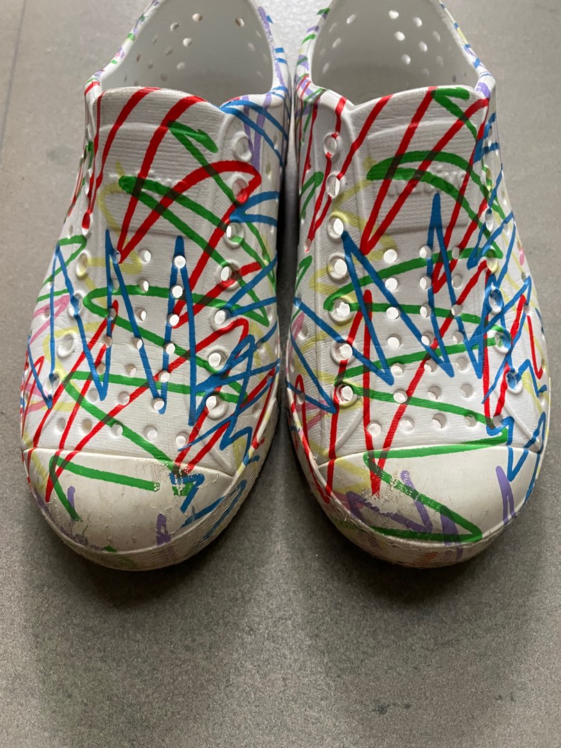 Native size C10 crayons collaboration, Babies & Kids, Babies & Kids ...