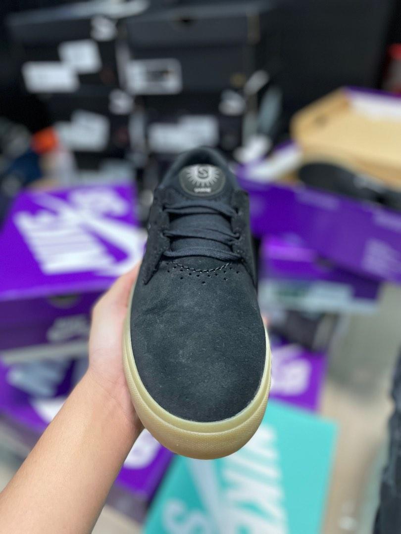NIKE SB SHANE, Men's Fashion, Footwear, Sneakers on Carousell