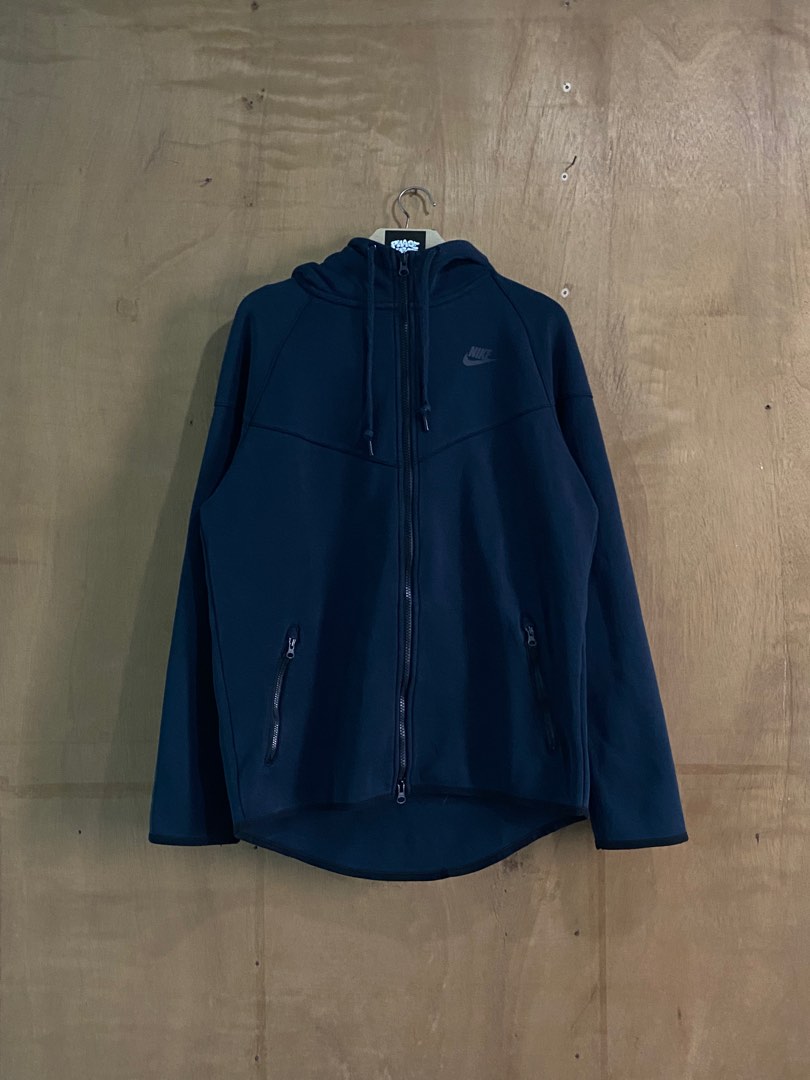 Nike Tech Fleece Jacket, Men's Fashion, Tops & Sets, Hoodies on Carousell