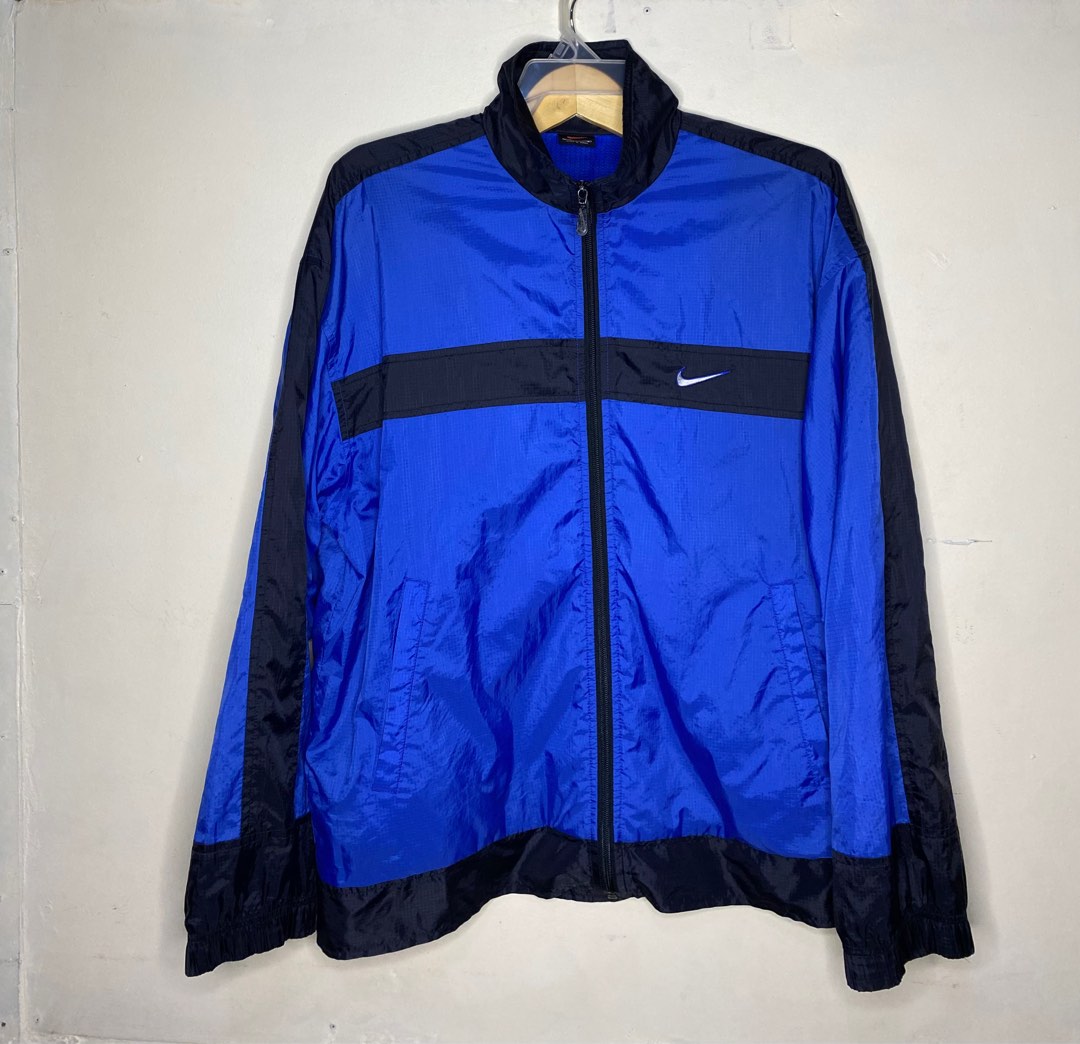 Nike Windbreaker Jacket, Men's Fashion, Coats, Jackets and Outerwear on ...