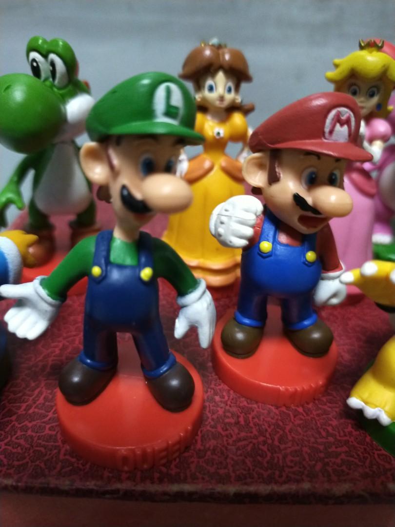 Nintendo Super Mario Set, Hobbies & Toys, Memorabilia & Collectibles ...
