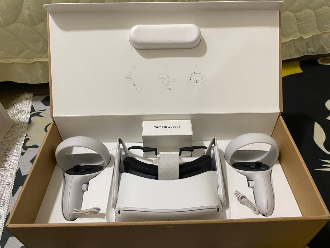 Oculus Quest 2 VR Console by Meta, Video Gaming, Video Game Consoles ...