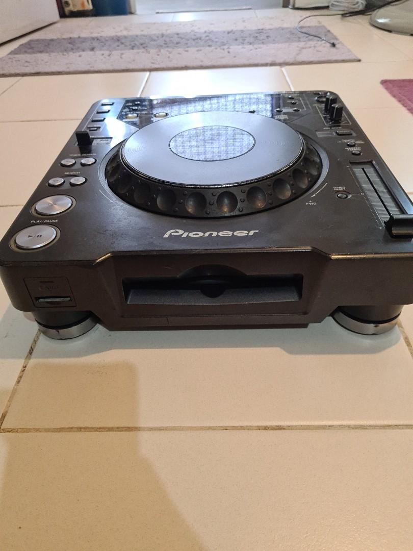 Pioneer CDJ-1000MK2 (Digital Vinyl Turntable), Audio, Other Audio ...