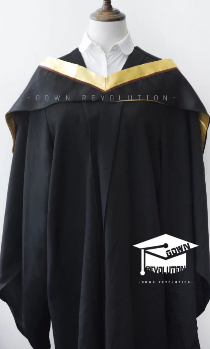 理工大學PolyU學士 Gown revolution 畢業袍, 其他, 其他 - Carousell