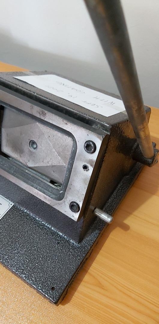 PVC Card Die Cutter QUAFF [ATM Size /for ID, Calling card, PHOTOCARDS ...