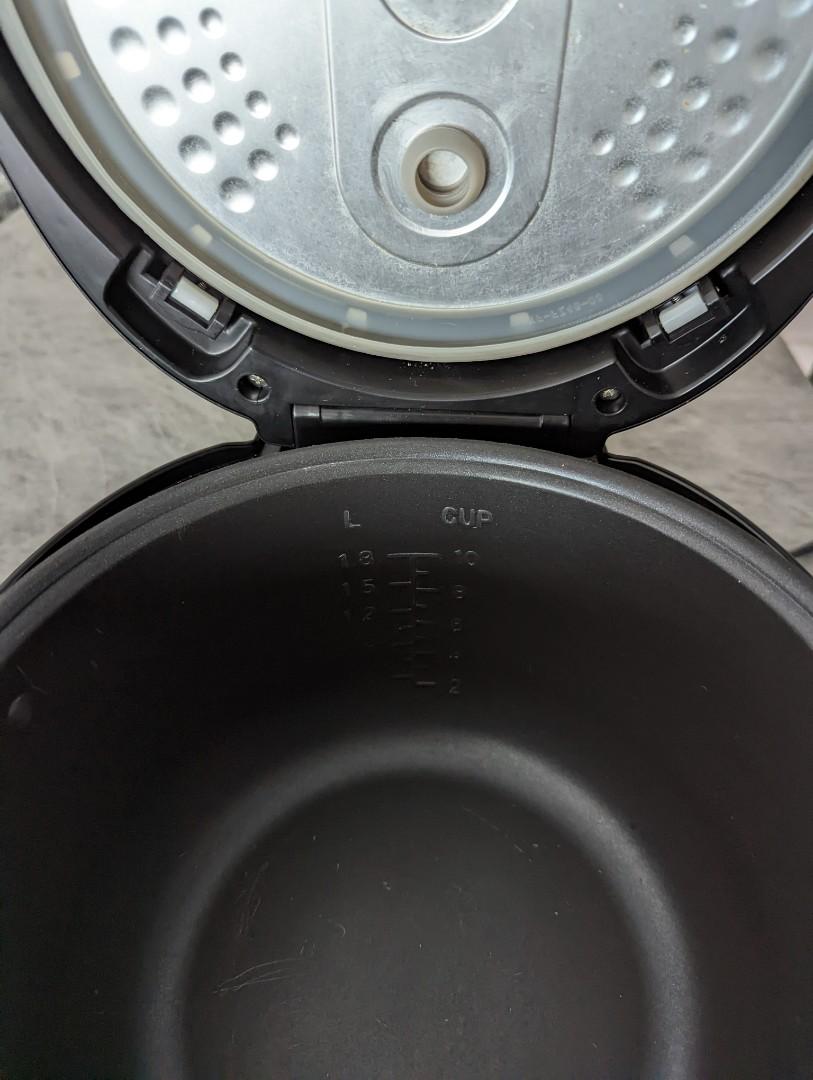 Rice cooker - Akira, TV & Home Appliances, Kitchen Appliances, Cookers ...