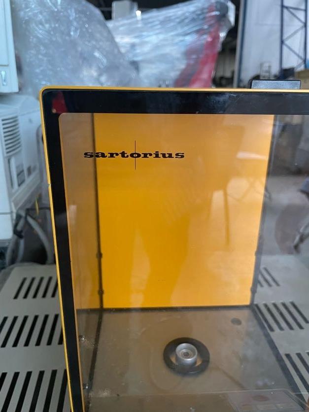 Sartorius 1712 Electrical Analytical balance, Computers & Tech, Office ...