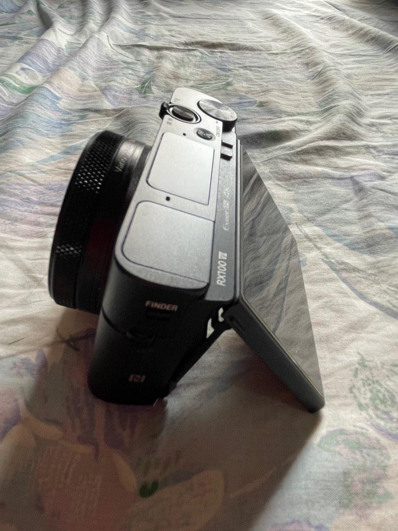 Sony RX100 Mark VII / 7, Photography, Cameras on Carousell