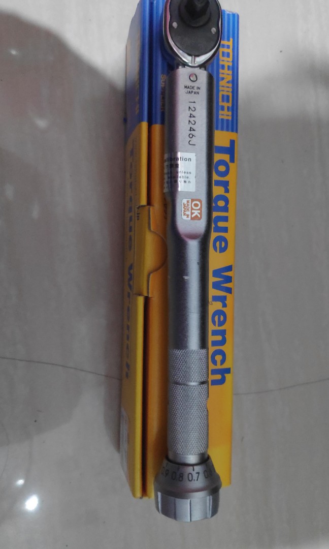 TOHNICHI TORQUE WRENCH, Commercial & Industrial, Industrial Equipment ...