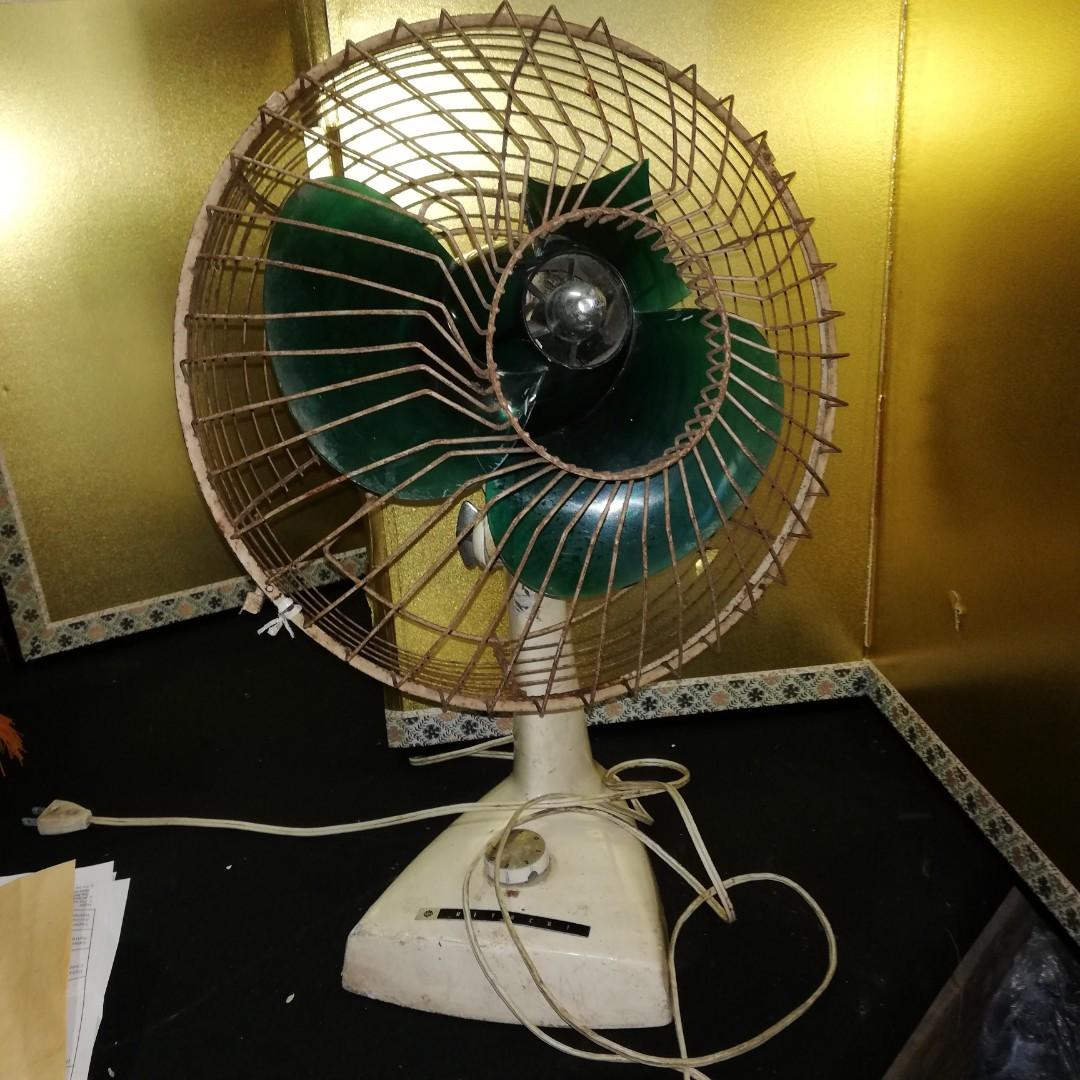 Vintage fan, Furniture & Home Living, Lighting & Fans, Fans on Carousell