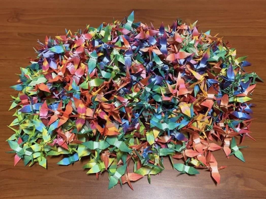 1000 Hand Folded Origami Paper Cranes, Hobbies & Toys, Stationery ...