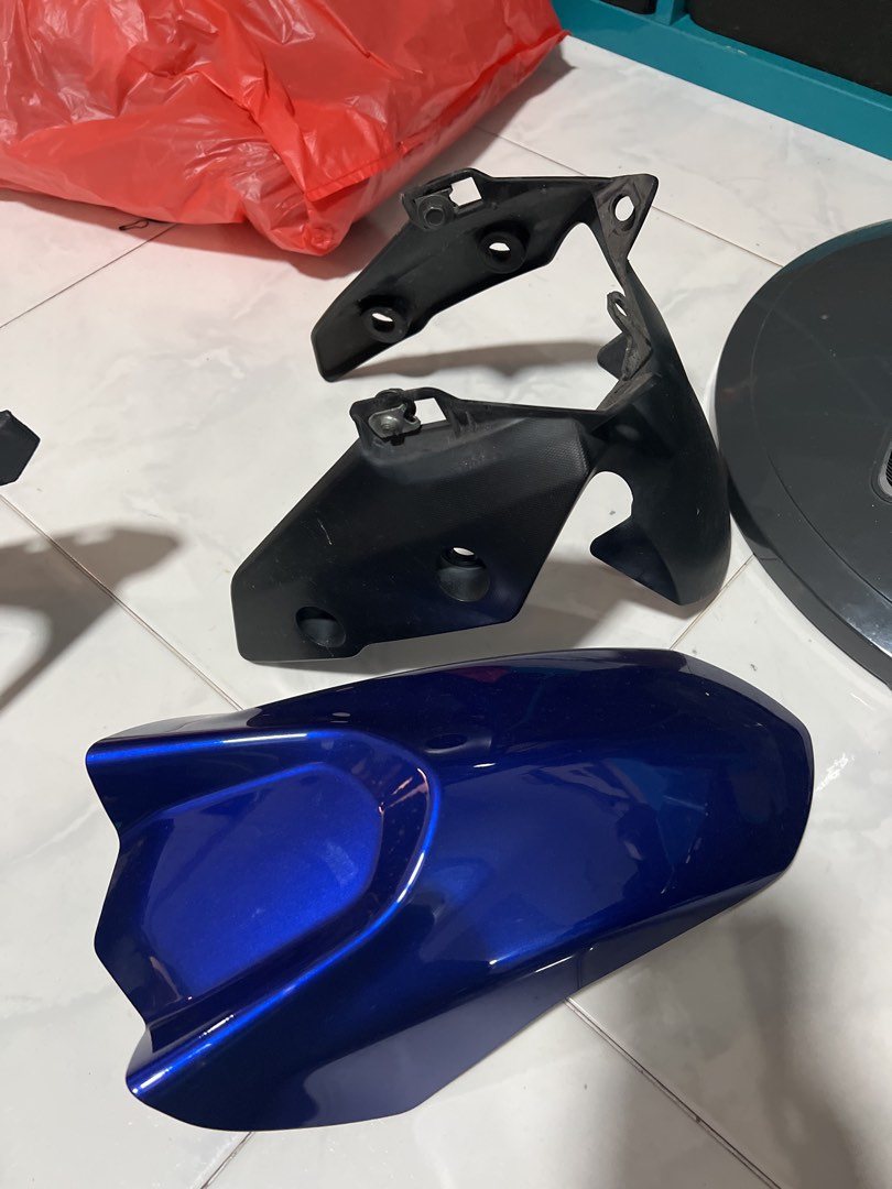 Aerox Front Mudguard V1, Motorcycles, Motorcycle Accessories on Carousell