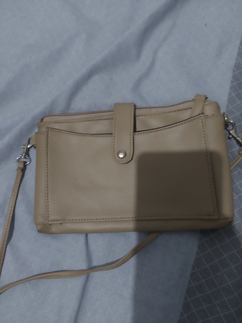 Avon Pouch/Sling Bag, Women's Fashion, Bags & Wallets, Purses & Pouches ...