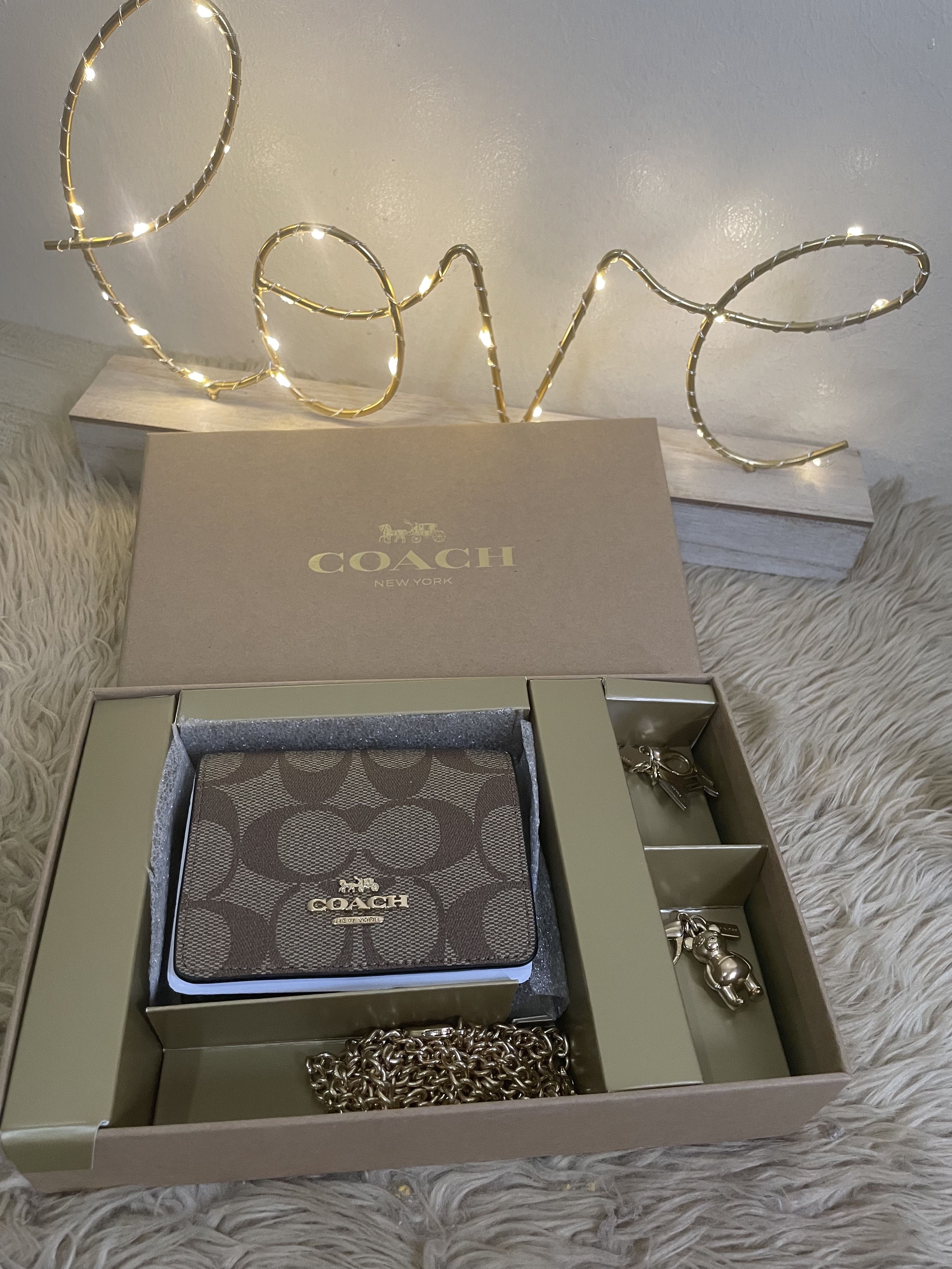 Authentic Coach Boxed Mini Wallet On A Chain In Blocked Signature ...