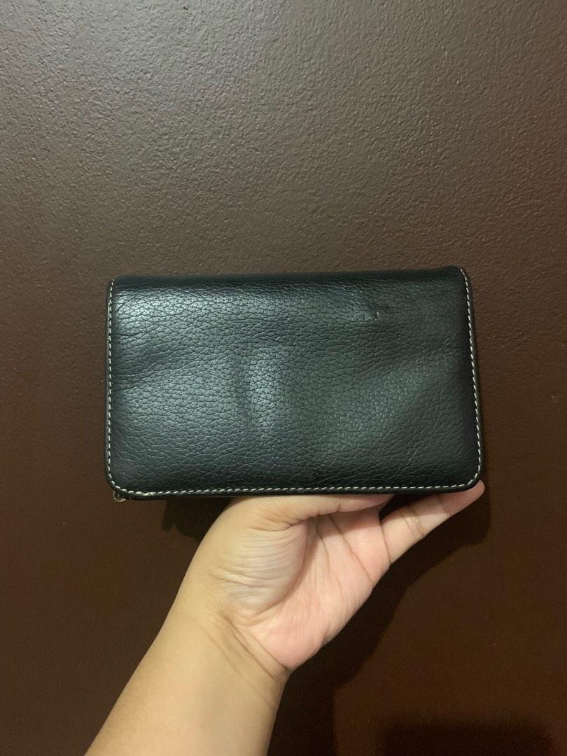 Danier Tri-fold black wallet, Women's Fashion, Bags & Wallets, Wallets ...