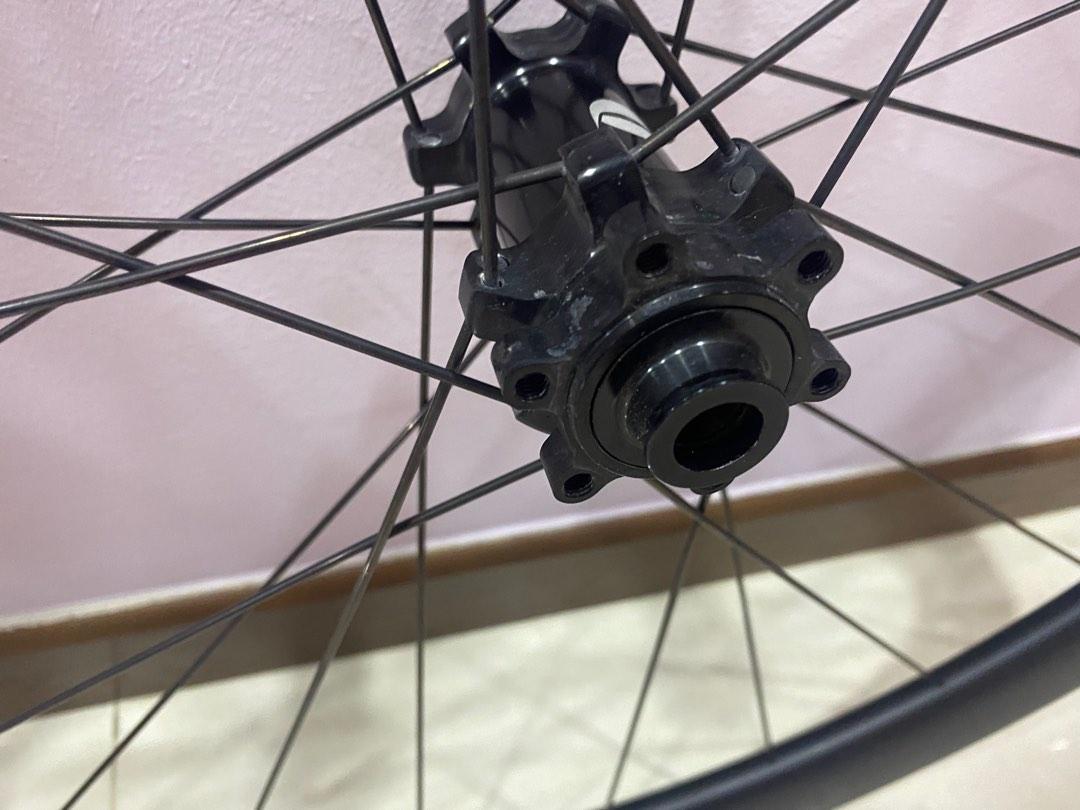 Deca CARBON wheelset 700c (JAVA road bike), Sports Equipment, Bicycles & Parts, Parts ...