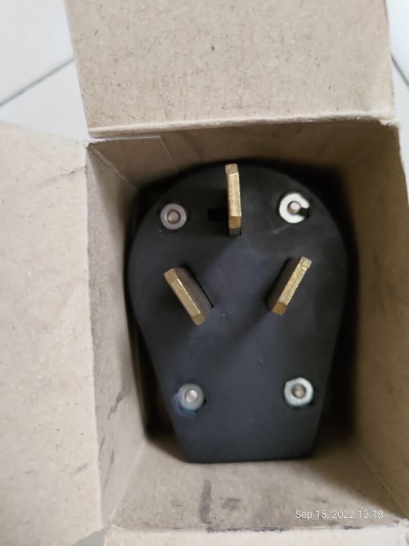 Eagle Original Range Plug and Socket, TV & Home Appliances, Electrical ...